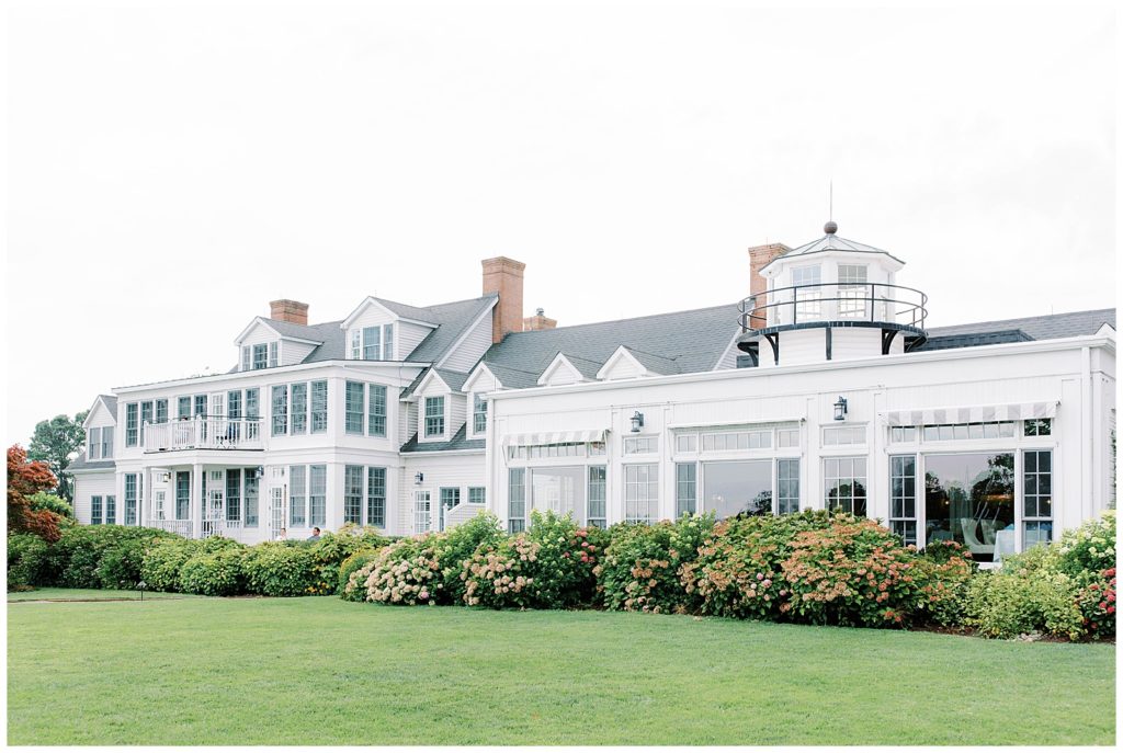 An Engagement Session at the Inn at Perry Cabin | mollymcmanus.co